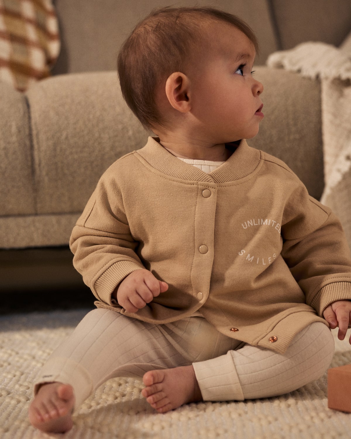 NEUTRE PENTRU BEBELUȘI